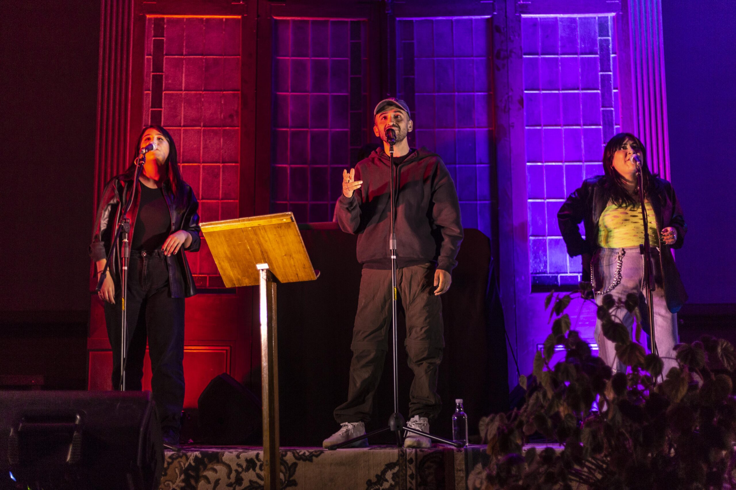 Bronko Yotte en Espacio La Compañía - Valparaí­so Creativo